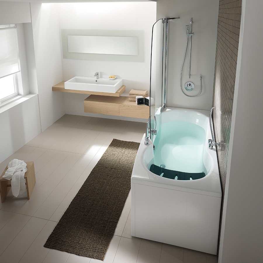 Walk in tub 382 - Badekar med indgangsdør og glasvæg